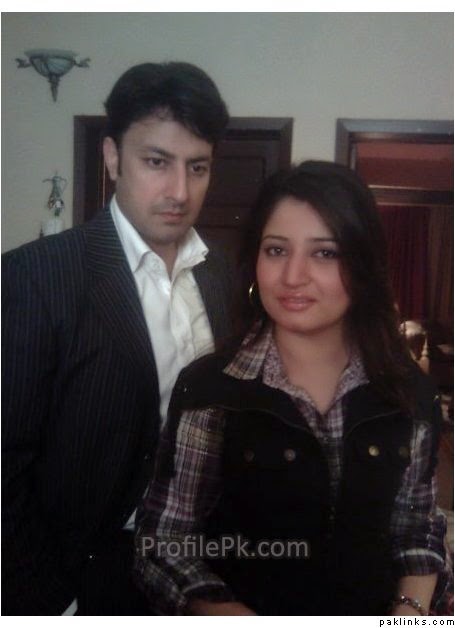 Pakistani Actor Babar Ali With Her Wife [Unseen Pictures] | She9 Facebook